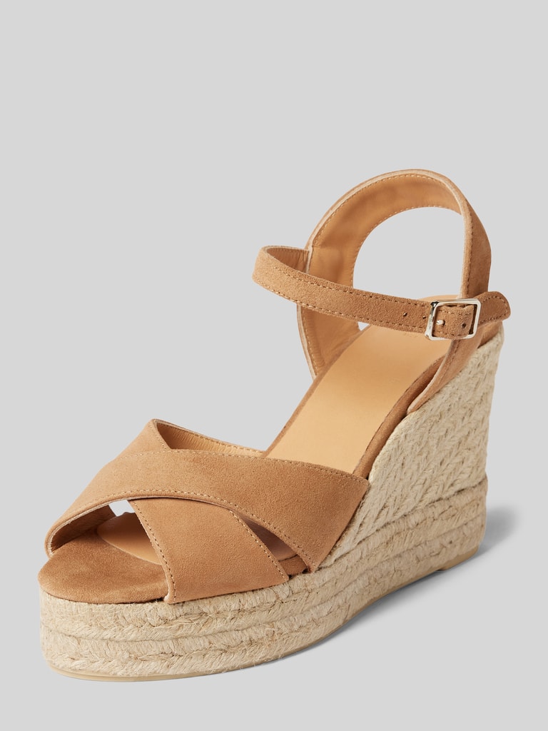 Castañer Wedges van leer met sleehak, model 'BLAUDELL' in beige online ...