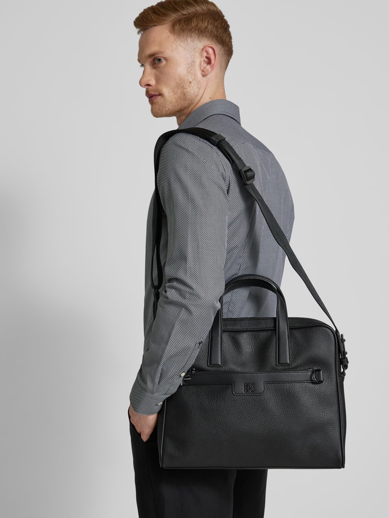 Kup online HUGO Torebka z detalem z logo model ‘Nesh’ (czarny)