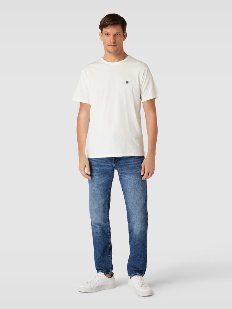 Thinking Mu T-Shirt mit Motiv-Patch Modell 'SOL' (weiss) online kaufen