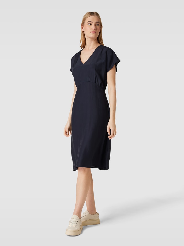 Armedangels Midi-jurk van lyocell met V-hals, model 'AALBINE' in marineblauw online kopen | P&C