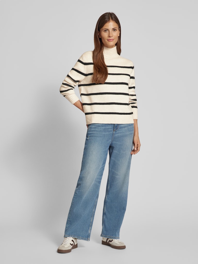 Christian Berg Woman Gebreide pullover met turtleneck in beige online ...