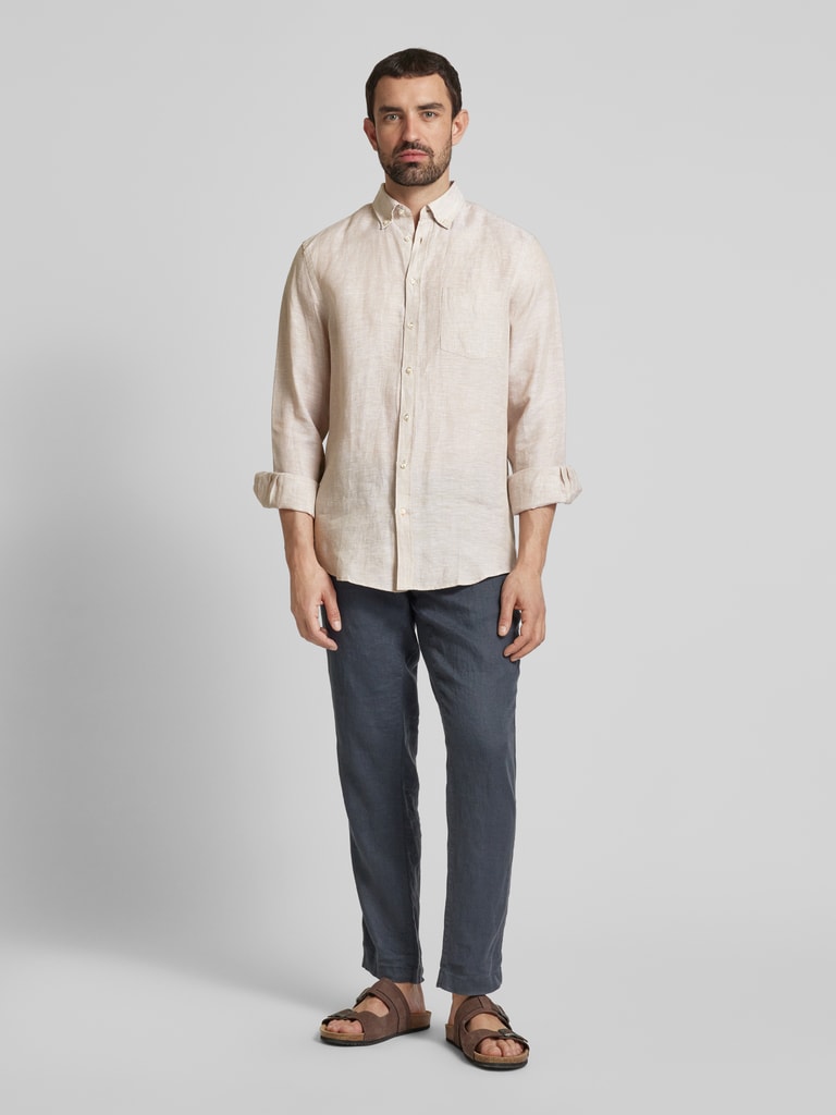 Christian Berg Men Regular Fit Leinenhemd mit Button-Down-Kragen (sand ...
