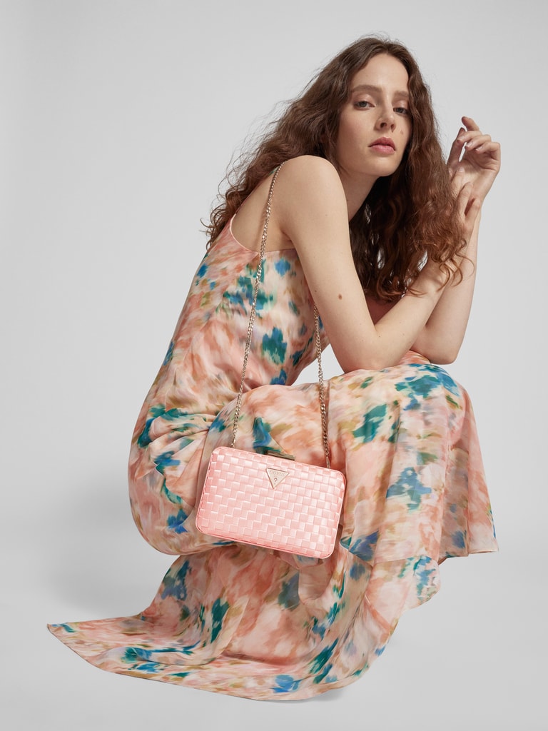 Guess Handtasche in Flecht-Optik Modell 'TWILLER' (rose) online kaufen