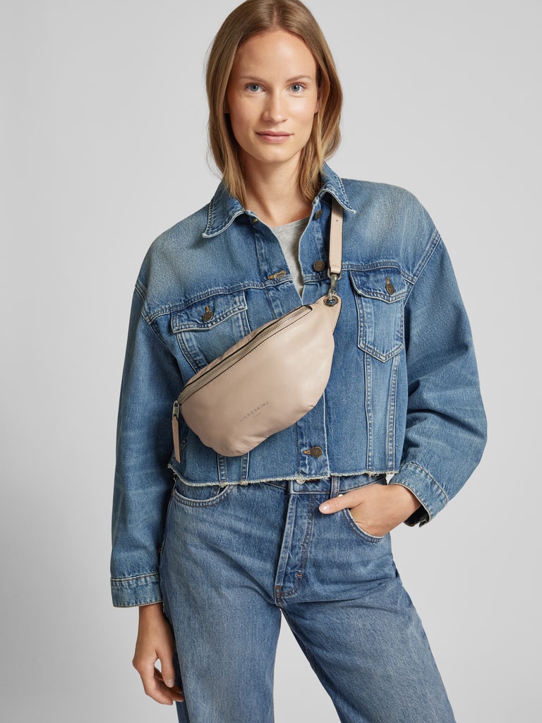 LIEBESKIND BERLIN Leren heuptasje metr labelprint, model 'Tavia' in ...