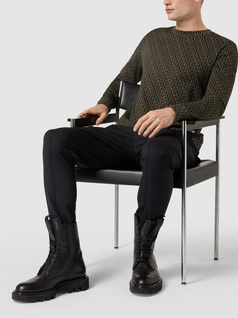 HUGO Longsleeve mit Allover-Logo Modell 'Donnery' (oliv) online kaufen