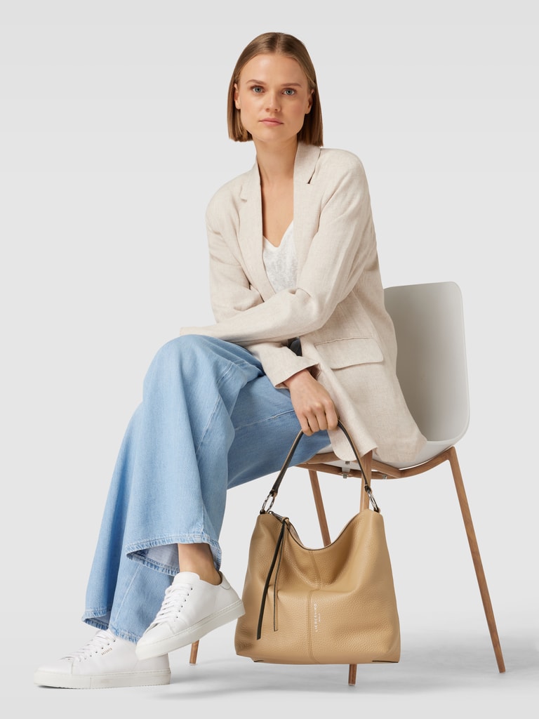 LIEBESKIND BERLIN Hobotas met labeldetail, model 'AISSA' in zand online ...