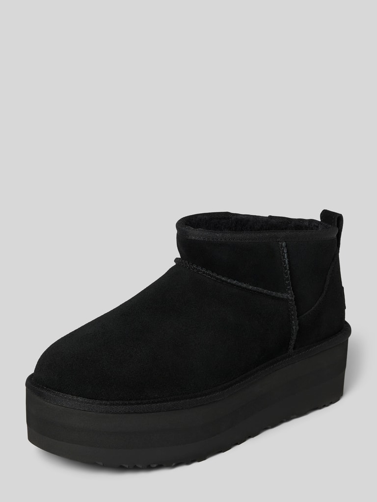 Kup online UGG Buty ze skóry z naszywką z logo model ‘CLASSIC ULTRA ...