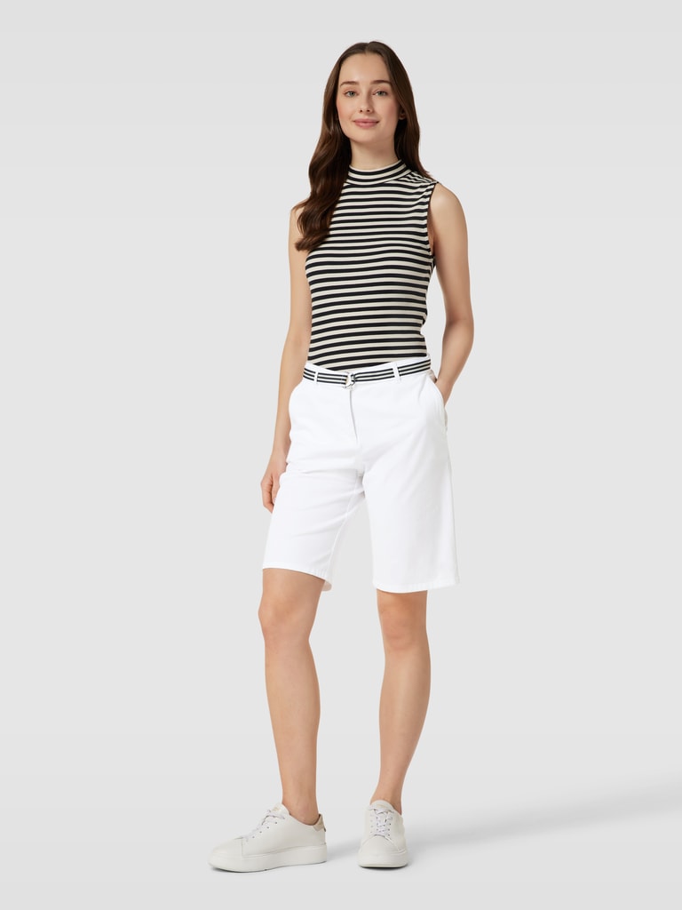 Kup online Christian Berg Woman Szorty chinosy z kieszenią z wypustką ...