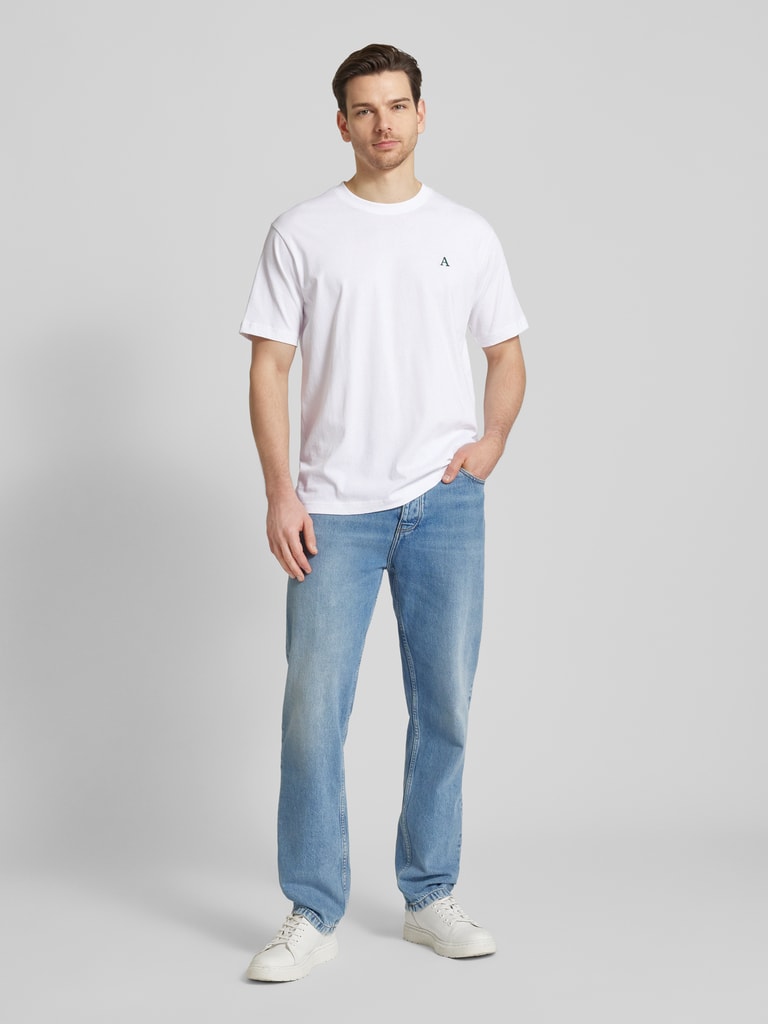 Kup online ANNARR T-shirt z wyhaftowanym logo model ‘ERLAND’ (biały)