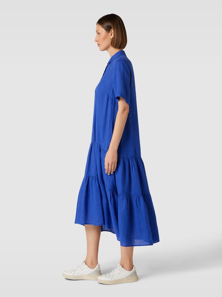 Emily Van den Bergh Midi-jurk in laagjeslook in koningsblauw online ...