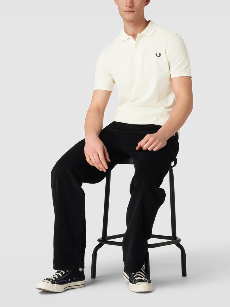 Fred Perry Poloshirt mit Logo-Stitching Modell 'PLAIN' (ecru) online kaufen