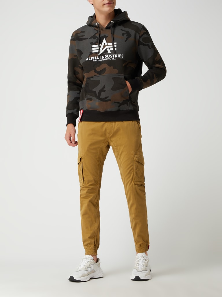 Alpha Industries Cargohose mit Label-Details Modell 'Twill' (sand ...