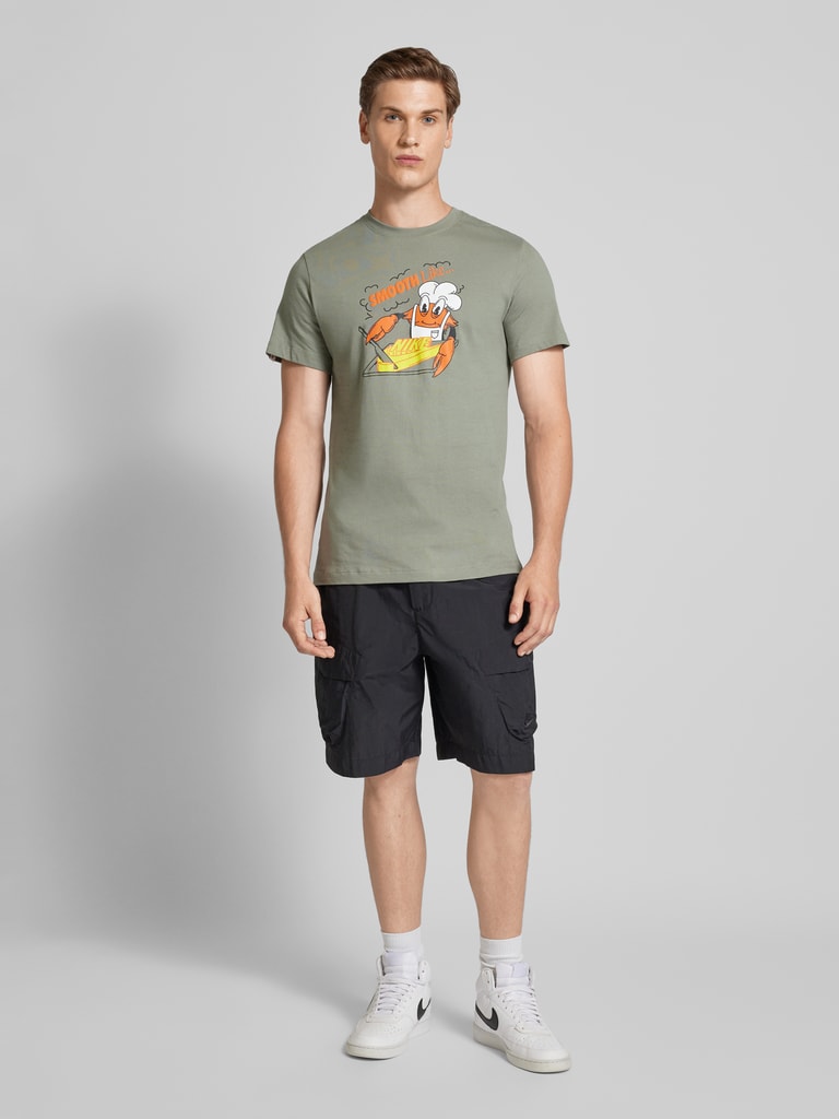 Nike T-Shirt mit Label-Print (taupe) online kaufen