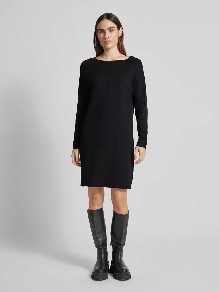 s.Oliver RED LABEL Relaxed fit fijn gebreide jurk met boothals in zwart online kopen | P&C