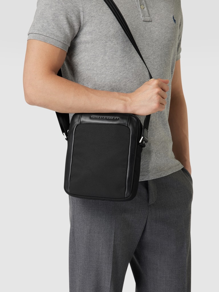 Porsche Design Umhängetasche mit Logo-Applikation (black) online kaufen