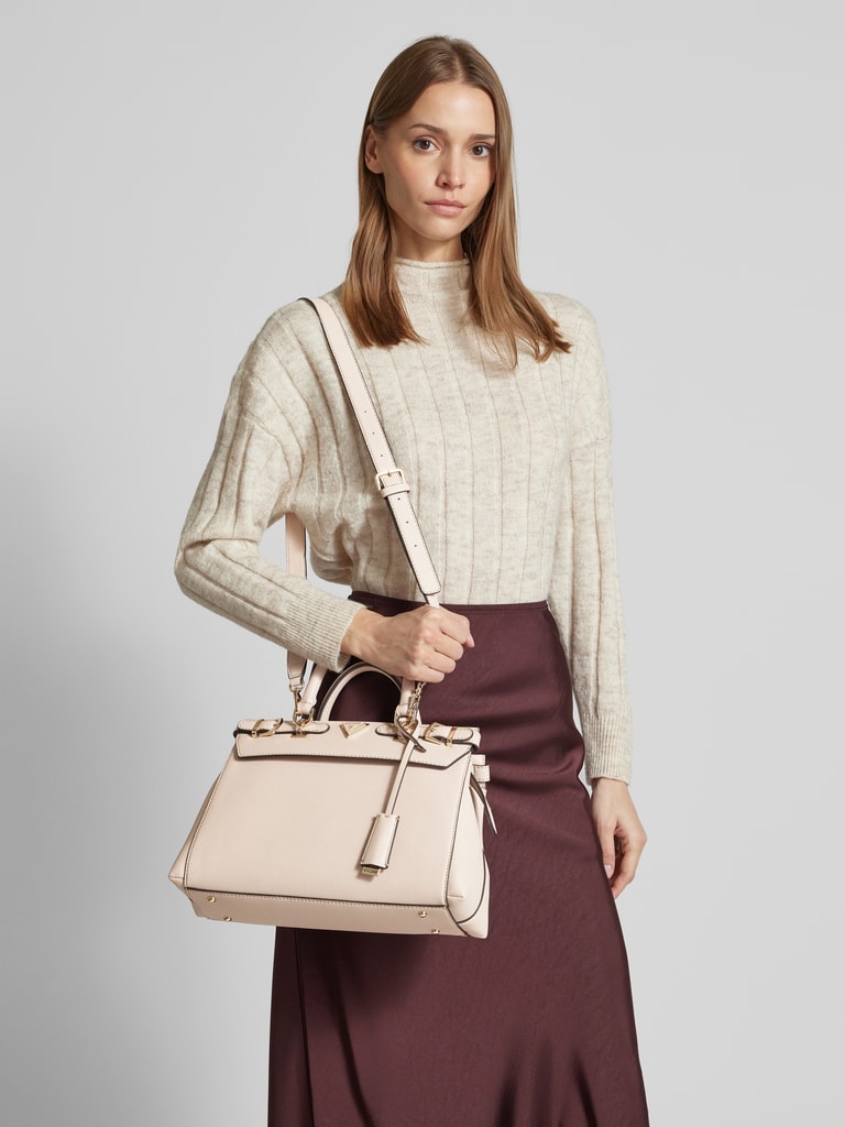 Guess Satchel mit Label-Applikation Modell 'ALI' (beige) online kaufen