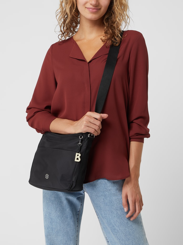 BOGNER Crossbody Bag mit Frontfach Modell 'Verbier Irma' (black) online ...