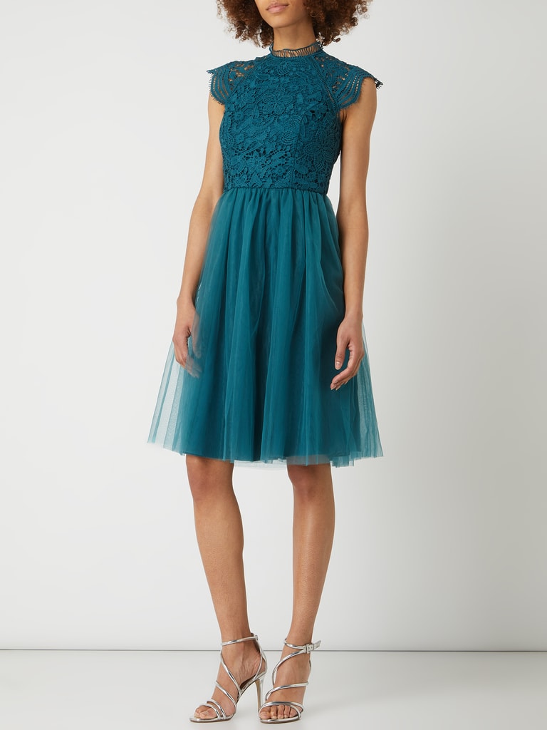 CHI CHI London Cocktailjurk van kant en tule, model 'Raylen' in ...