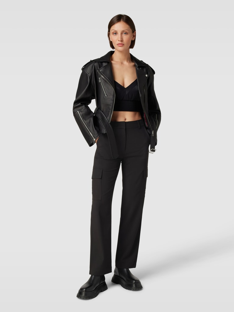 Kup online Vero Moda Spodnie materiałowe z kieszeniami cargo model ...