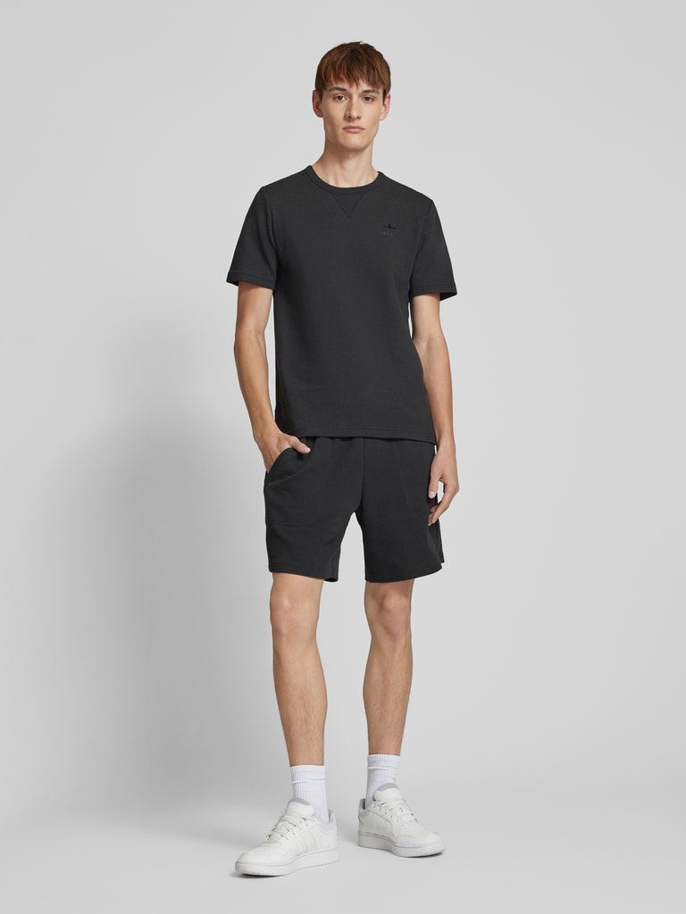 adidas Originals T-Shirt mit Label-Stitching (black) online kaufen