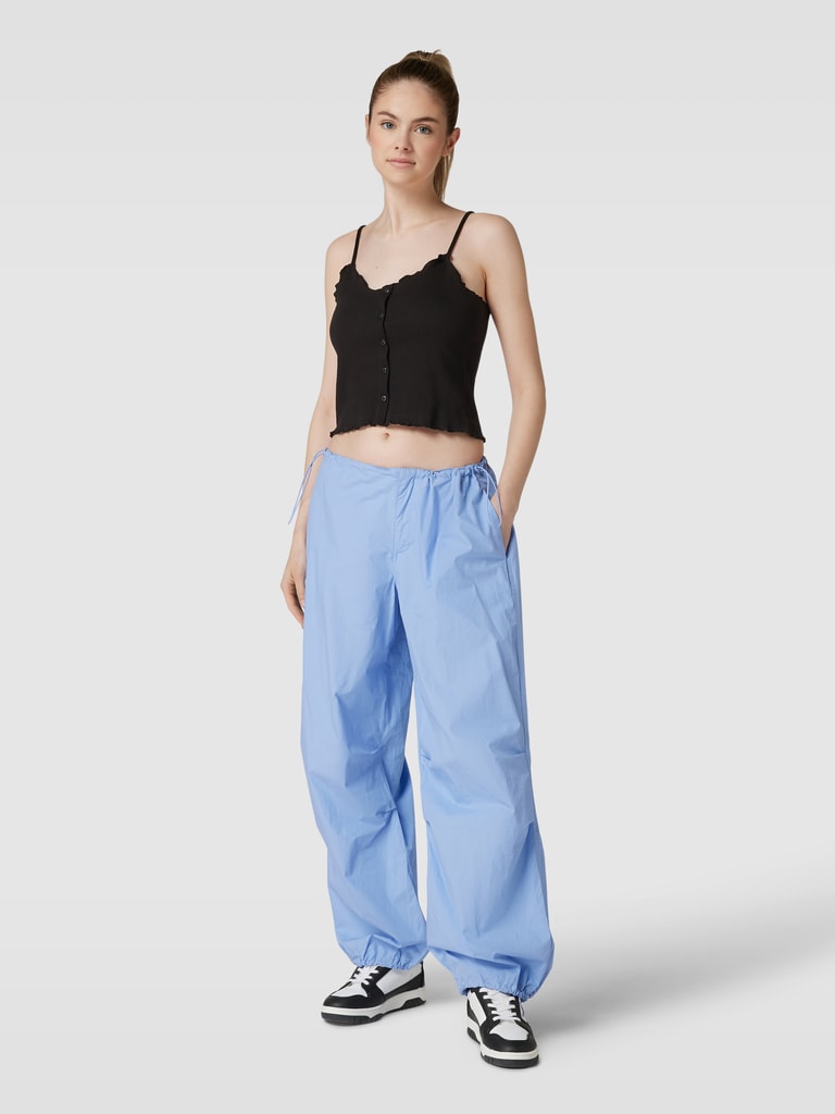 Pieces Top met asymmetrische hals, model 'NUKISA' in zwart online kopen ...