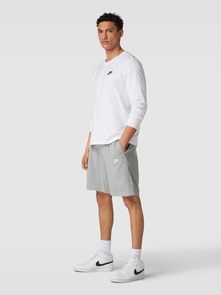 Nike Shorts mit Label-Details (mittelgrau melange) online kaufen
