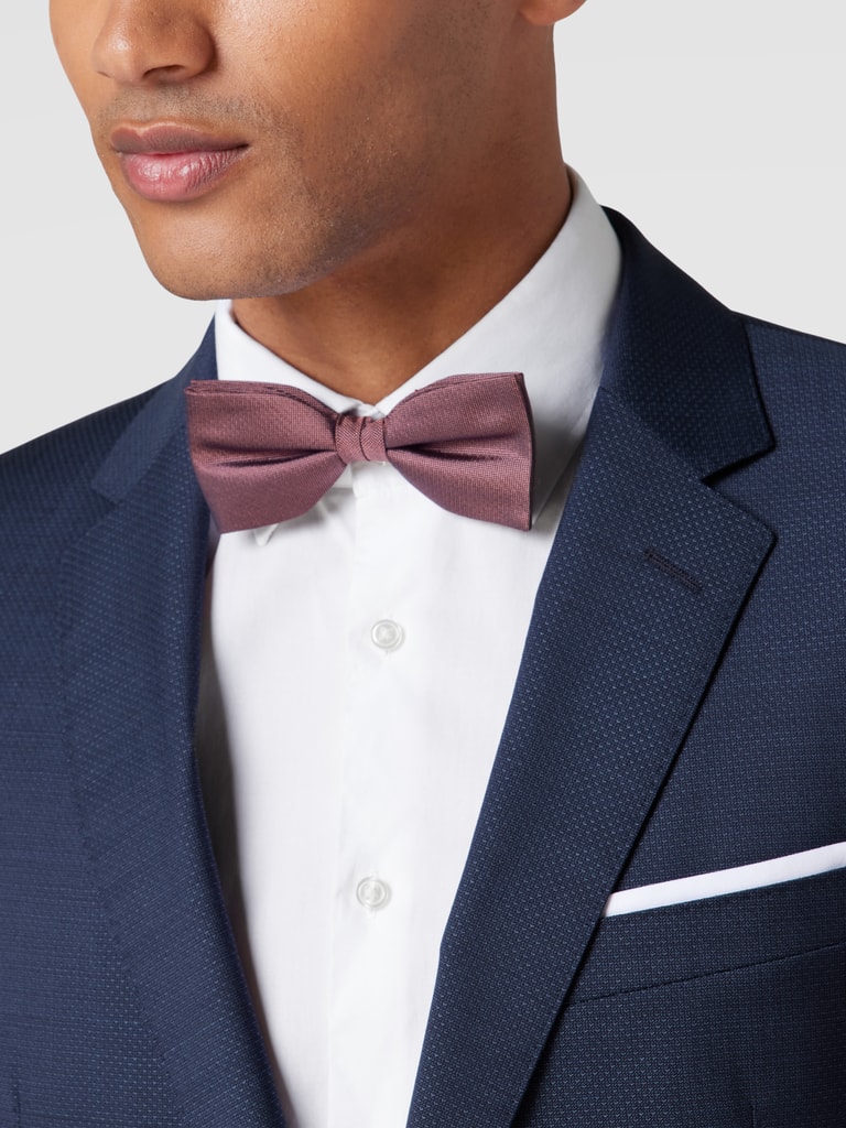 Kup online Blick Mucha z jedwabiu (różowawy)