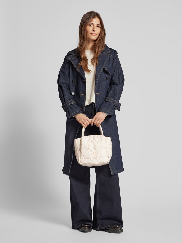 BOGNER Handtasche mit Label-Patch Modell 'wallis' (sand) online kaufen