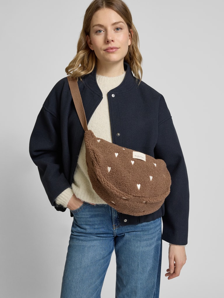 STUDIO NOOS Umhängetasche mit Label-Patch (taupe) online kaufen