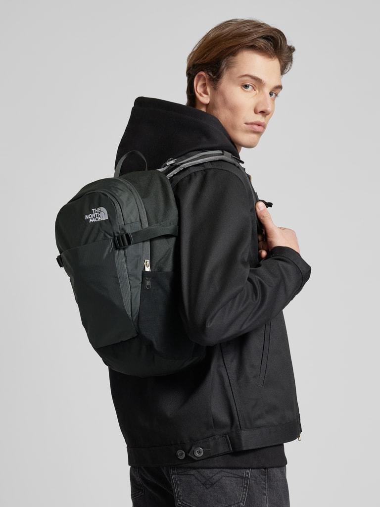 The North Face Rucksack mit Label-Stitching Modell 'BASIN' (black ...