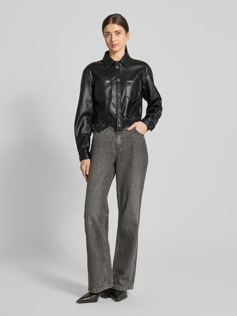 Guess Relaxed Fit Bluse in Leder-Optik Modell 'CLOTHILDE' (black ...