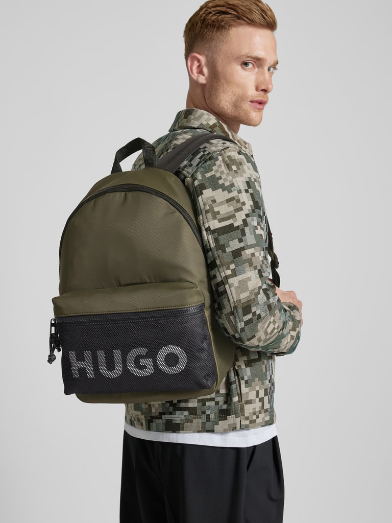 HUGO Rucksack mit Label-Print Modell 'HANS' (oliv) online kaufen