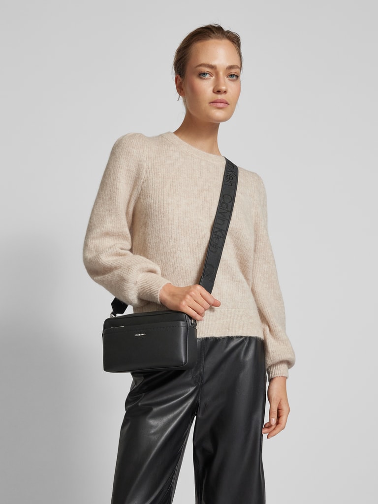 CK Calvin Klein Handtasche mit Label-Detail (black) online kaufen