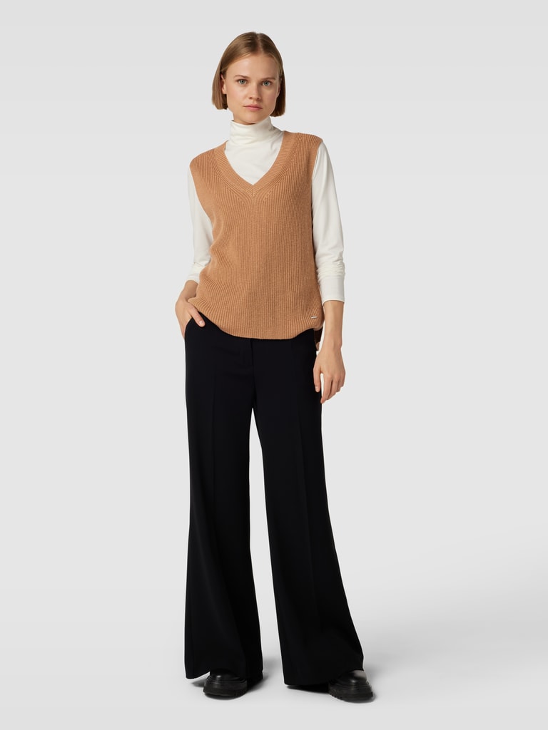 Brax Spencer met V-hals, model 'Enie' in cognac online kopen | P&C