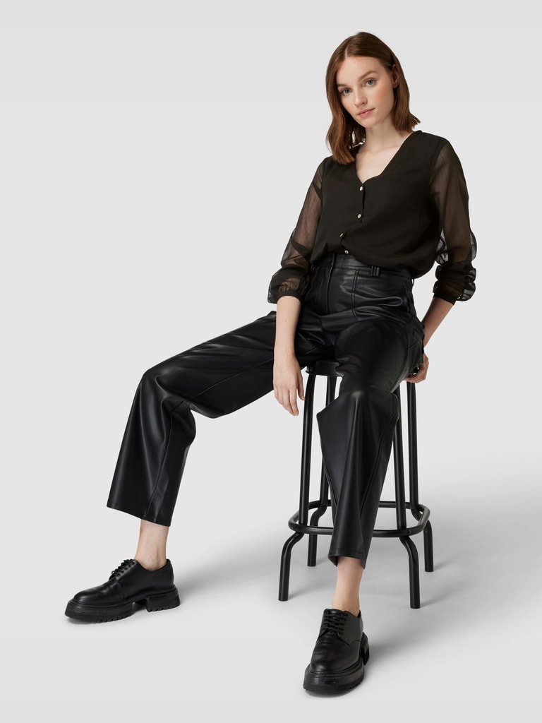 Only Bluse mit V-Ausschnitt Modell 'LUNA' (black) online kaufen