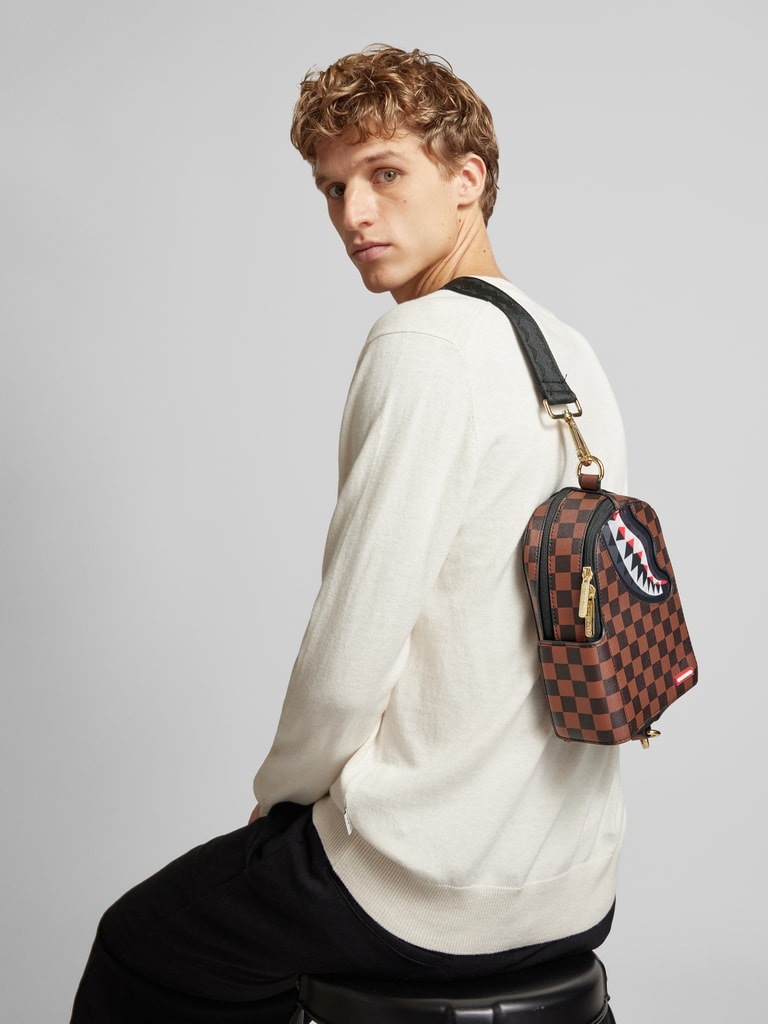 Kup online Sprayground Torba na ramię z naszywką z logo model ‘SIP ...