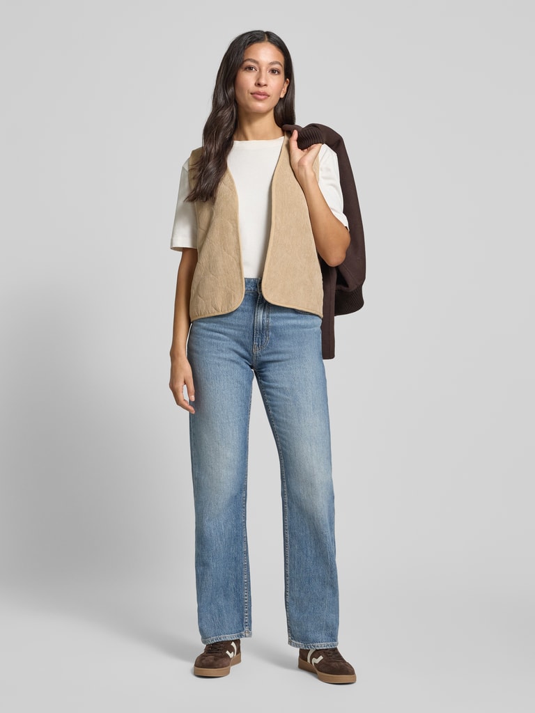 Soyaconcept Relaxed fit gilet in ribcordlook, model 'Bindi' in zand ...