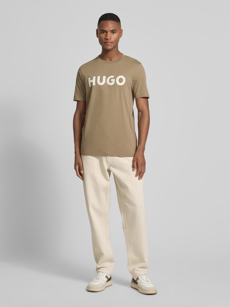 HUGO T-Shirt mit Label-Print Modell 'DULIVIO' (hellbraun) online kaufen