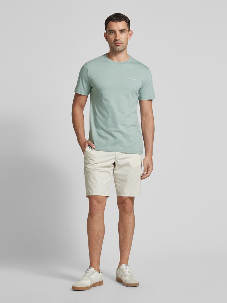 Kup online CK Calvin Klein T-shirt z nadrukiem z logo model ‘ENLARGED ...