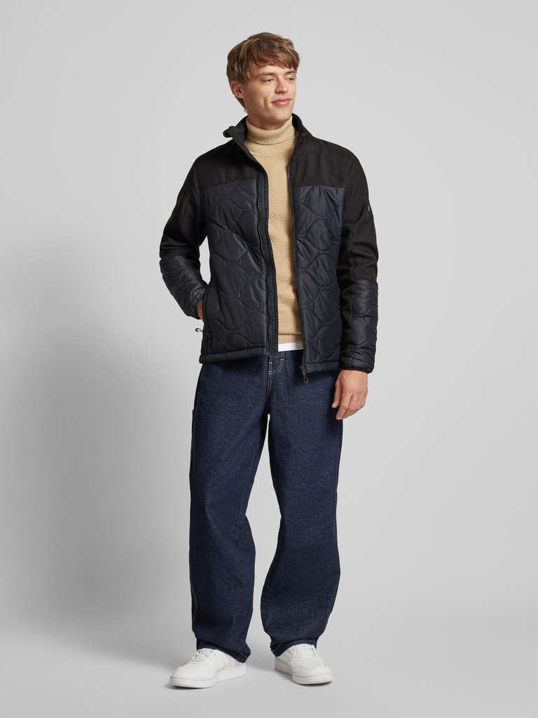Kup online Blend Kurtka pikowana ze stójką (czarny)