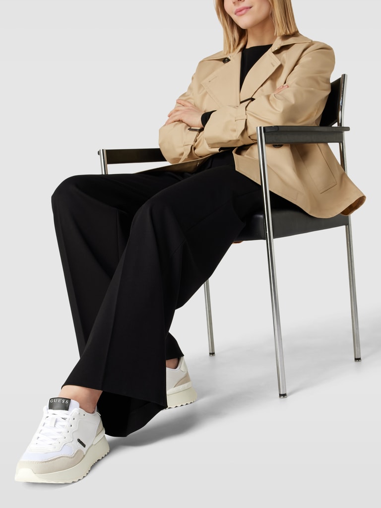 GUESS Sneaker mit Label-Print Modell 'VINNNA' (weiss) online kaufen
