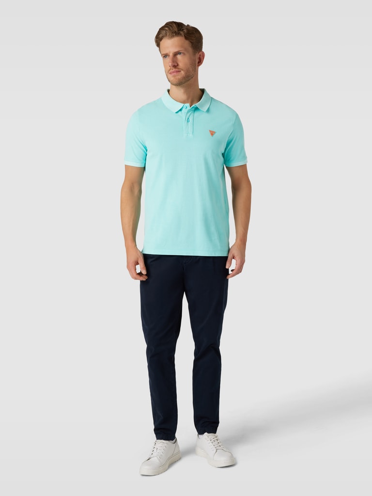 Guess Poloshirt mit Logo-Patch Modell 'BASIC' (tuerkis) online kaufen