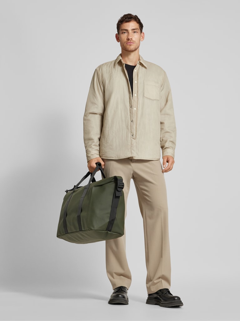 RAINS Weekender mit Label-Prägung Modell 'Hilo' (oliv) online kaufen