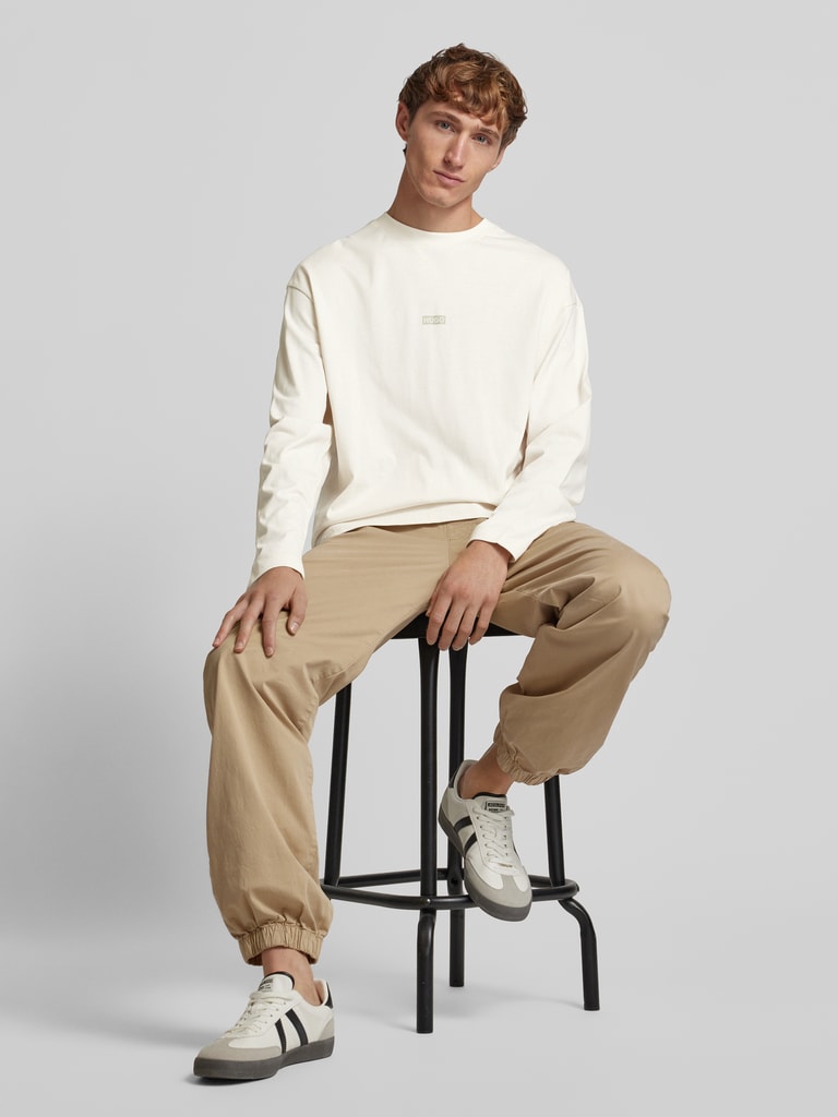 HUGO Blue Longsleeve mit Label-Print Modell 'Nichaboso' (offwhite ...