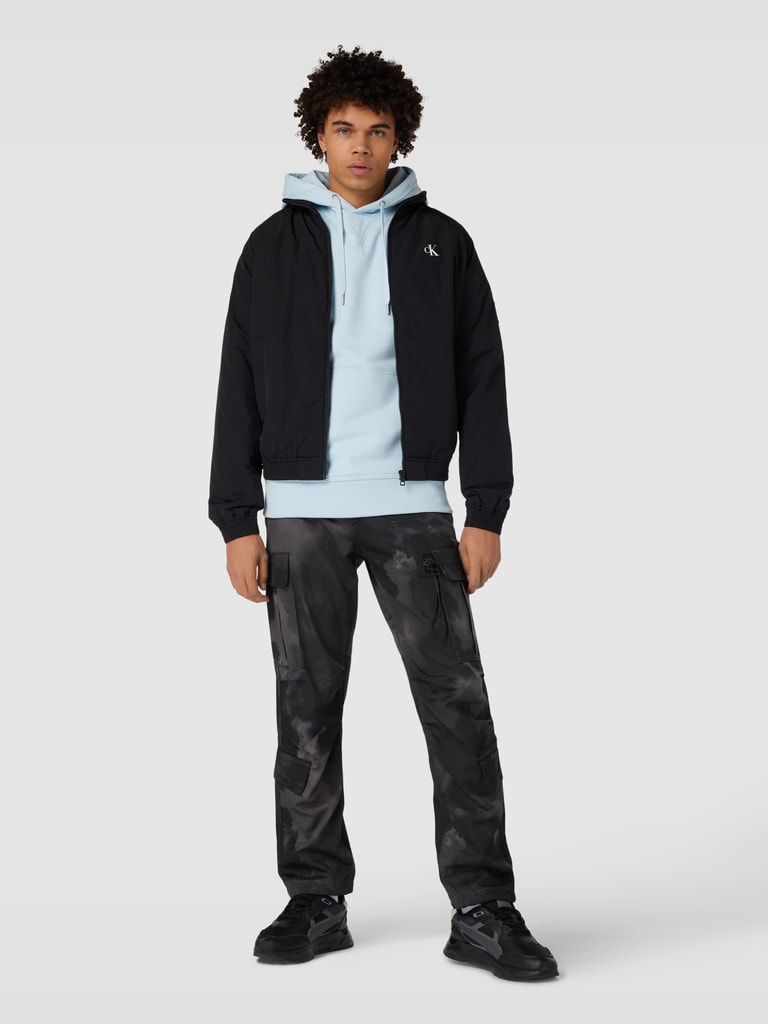 Kup online Calvin Klein Jeans Bluzon z nadrukiem z logo i wpuszczanymi ...