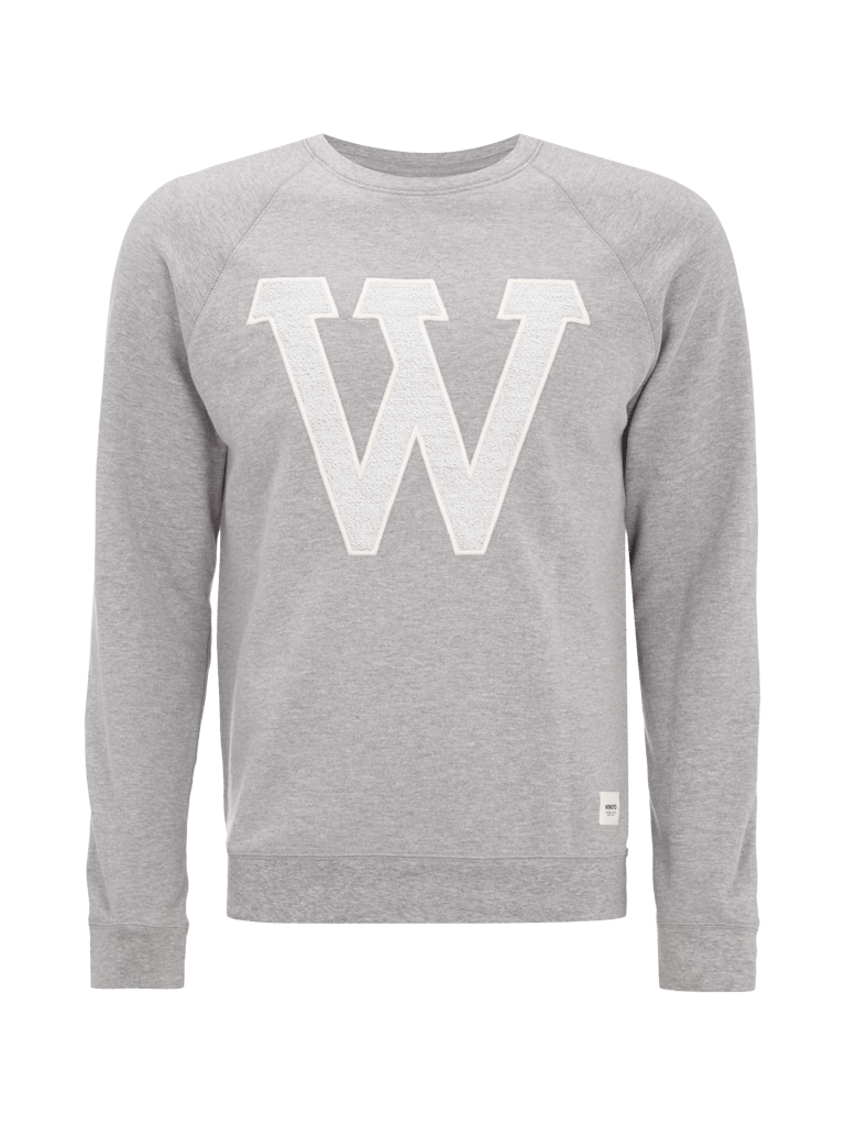 Wemoto Sweatshirt mit großem Logo-Aufnäher (hellgrau melange) online kaufen